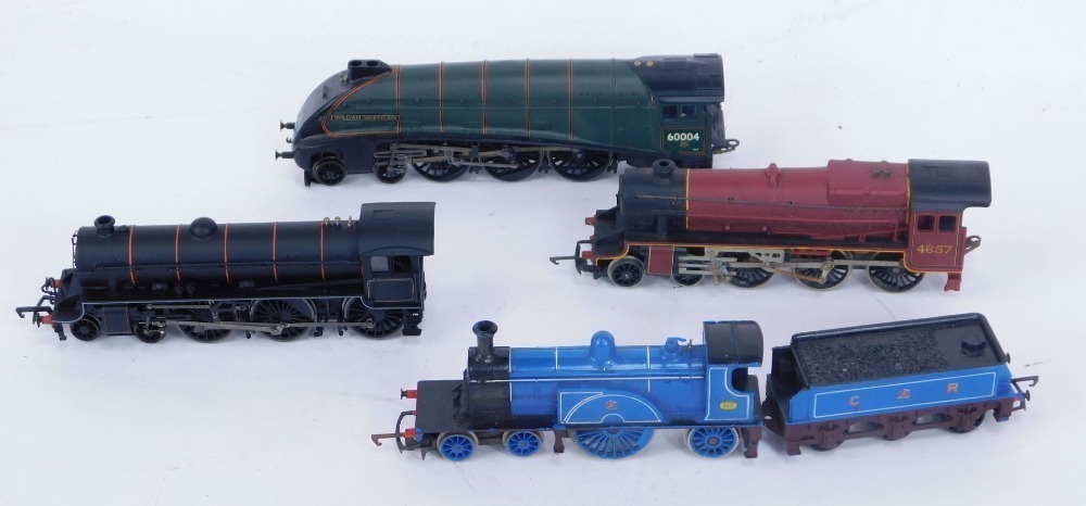 A Hornby OO gauge locomotive William Whitelaw, BR green, 4-6-2, 60004 ...