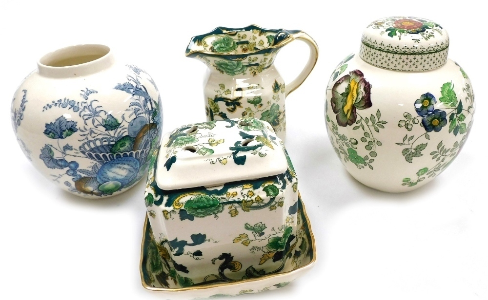 A group of Masons Ironstone, to include a Paynsley pattern ginger jar ...