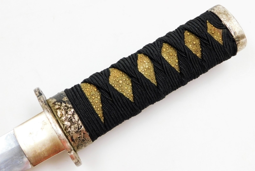 A Japanese Wakizashi sword, the steel blade believed to be signed, with ...