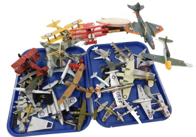 Corgi Aviation Archive diecast planes and other plastic diecast planes ...