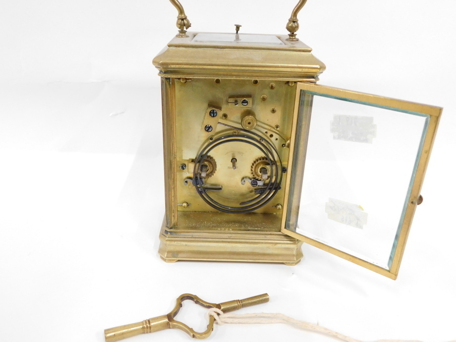 A late 19thC brass repeating carriage clock, with 7cm wide Roman ...