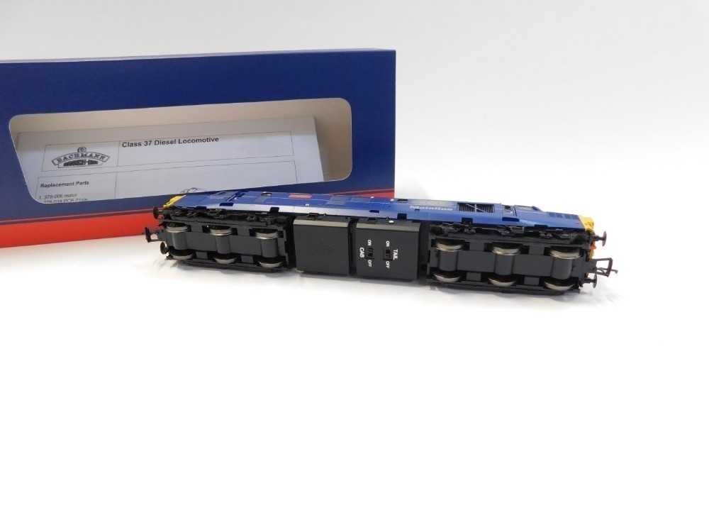 A Bachmann Branchline OO gauge Class 37 diesel locomotive, 37055 Rail ...