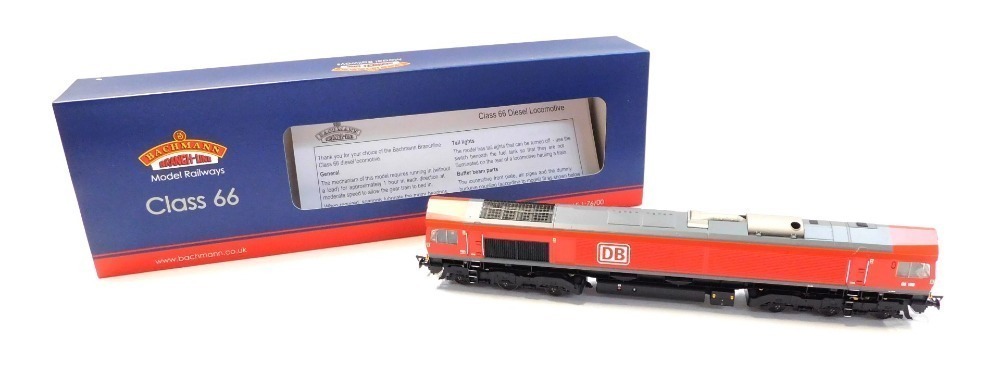 A Bachmann Branchline OO gauge Class 66 diesel locomotive, 66100 ...