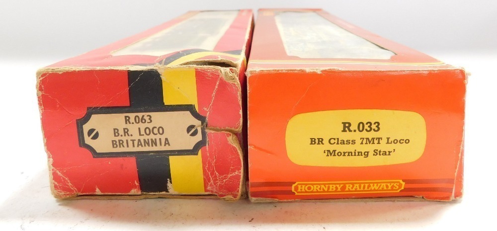 Hornby OO gauge locomotives, including R033 class 7MT locomotive ...