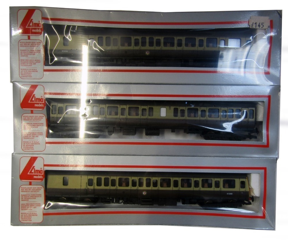 A Lima Models OO gauge Class 117 three car DMU set, British Rail umber ...
