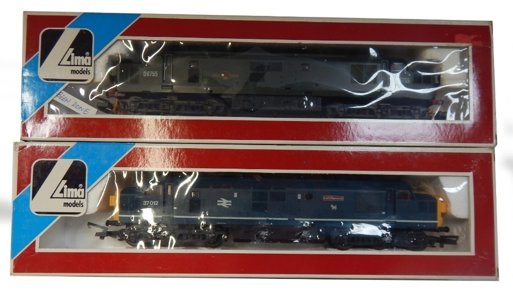 Lima Models OO gauge Class 37 locomotives, comprising D6755, BR green ...