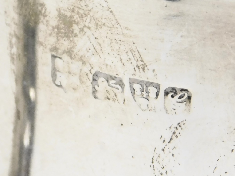An Edward VII silver cup, engraved to Colin Victor Horswill, Aug 11th ...