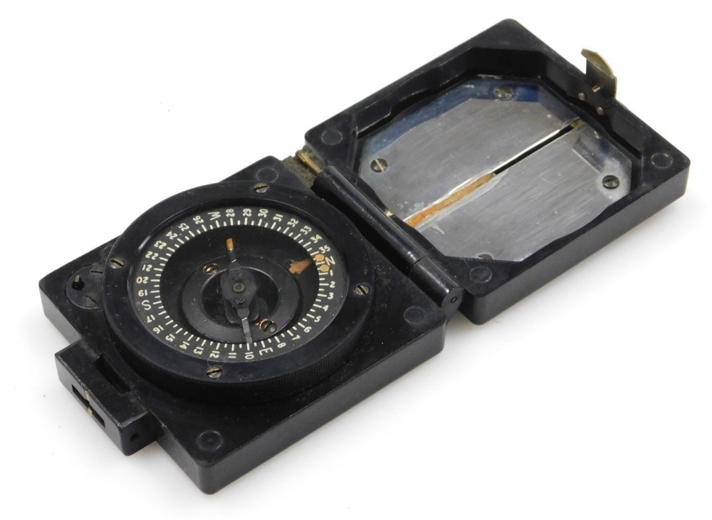 A WWII period British Army marching compass, by TG Co Limited, mark 1 ...
