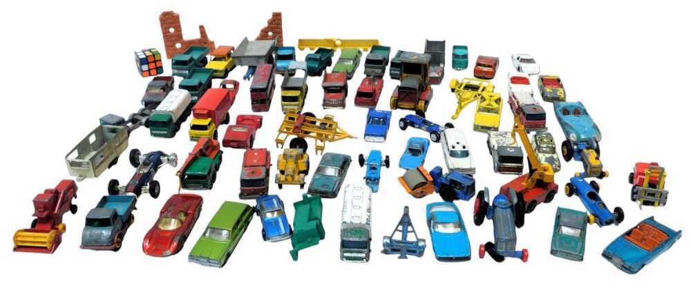 Matchbox and other play worn diecast, including Matchbox Series No. 32 ...