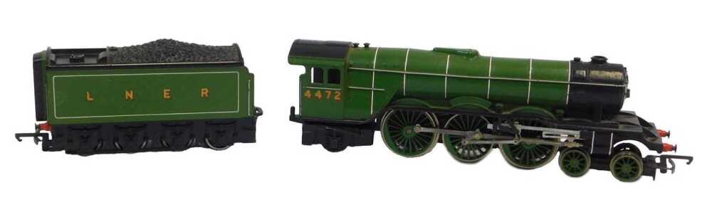 A Tri-ang OO gauge LNER Class A3 locomotive Flying Scotsman, 4-6-2 ...