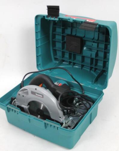 A Makita 5703R circular saw