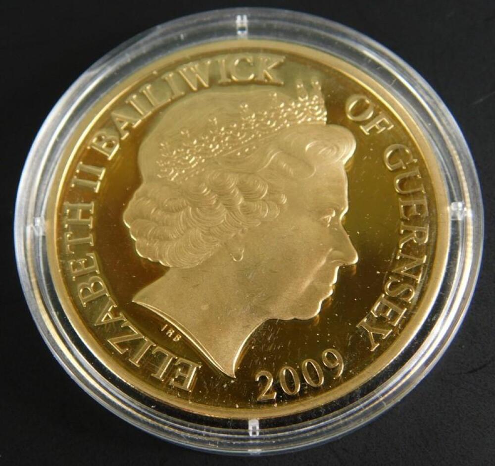 A Henry VIII 500th anniversary double rose 22ct gold £5 crown