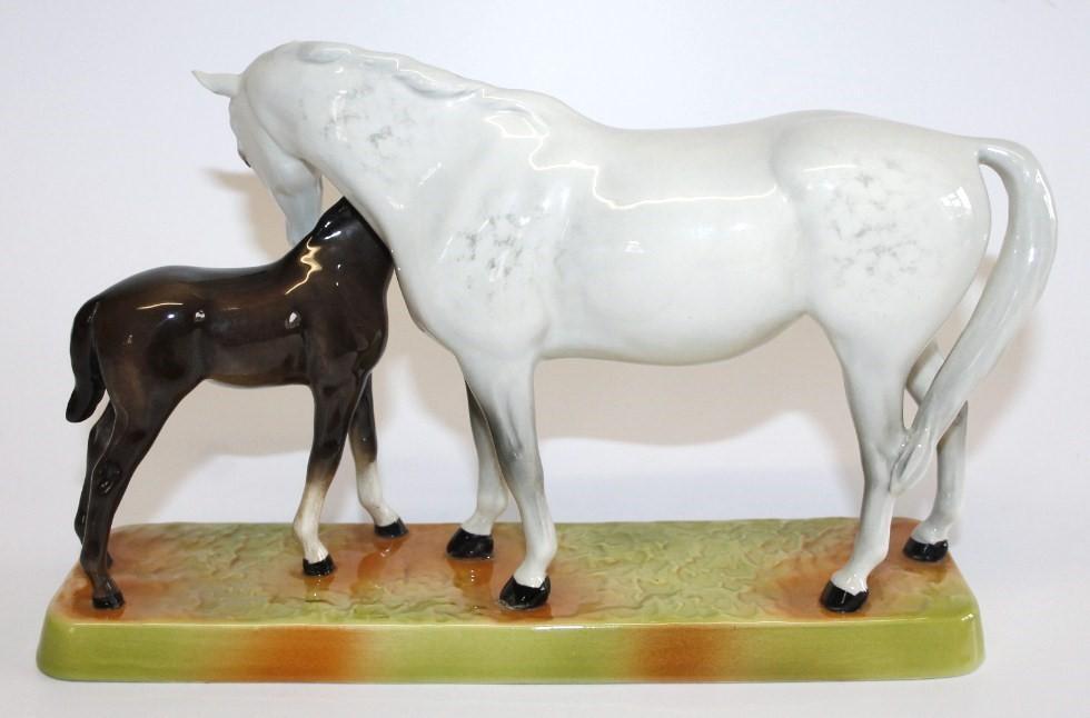 A Beswick horse group