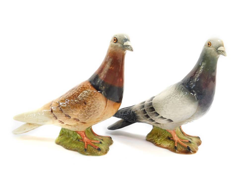 A Beswick figure modelled as a wood pigeon, with grey markings, No ...