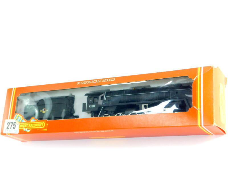 A Hornby OO gauge BR Class 9F locomotive, black livery, 2-10-0, 92200 ...