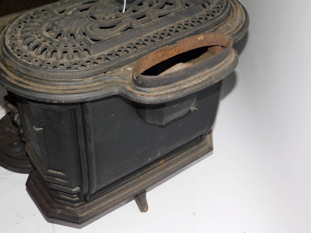 A Victorian cast iron kitchen range by The Columbian Stove Works., of ...