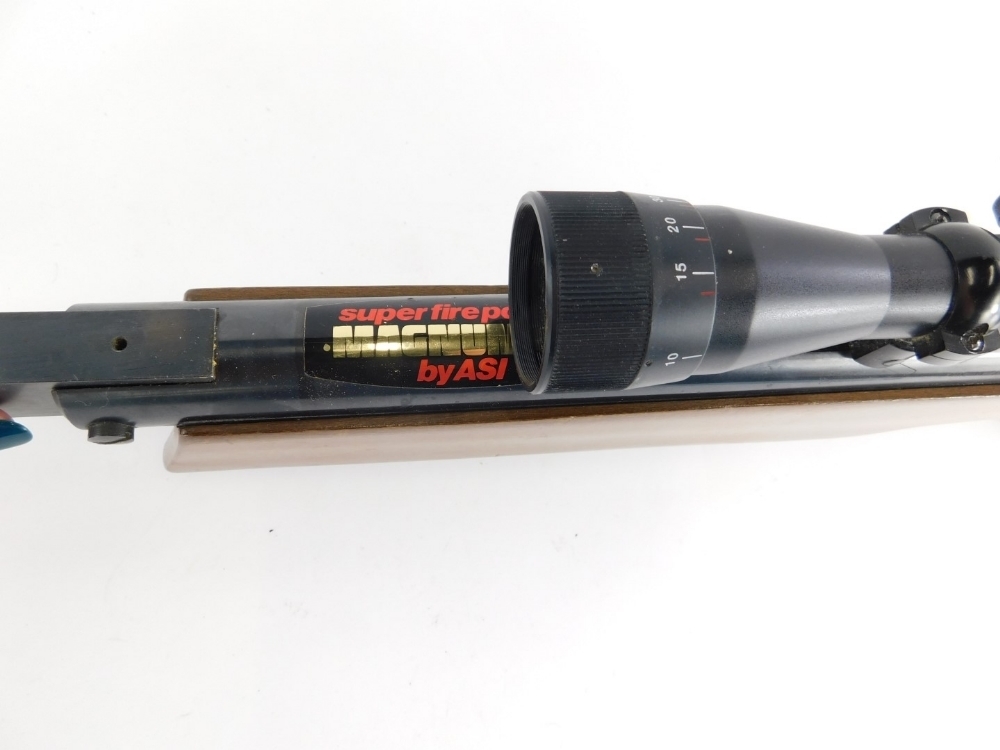 An ASI Magnum Super Fire Power air rifle, with Fontaine sight.