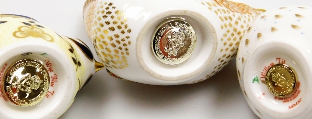 Three Royal Crown Derby bird paperweights, to include willow tit with ...