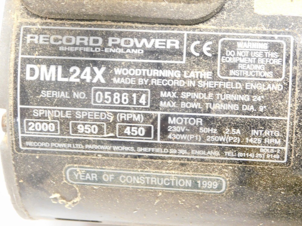 A Record Power DML24X wood turning lathe for a bench.