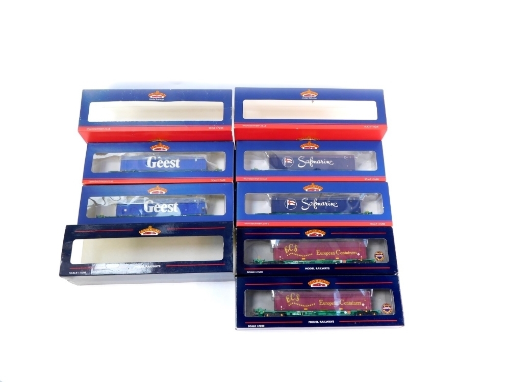Bachmann OO gauge Intermodal Bogie wagons, including 37-314, 45ft ...