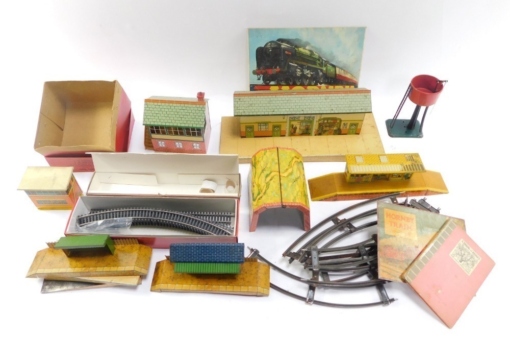 Tin plate railway buildings, book stall, signalling, signal post, oval ...