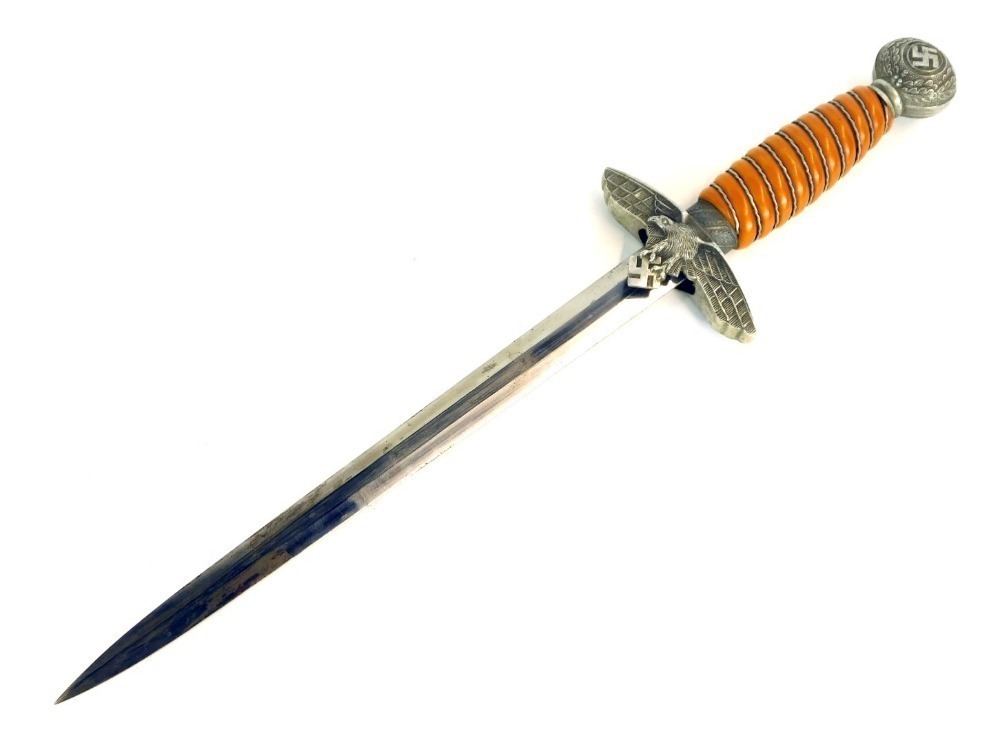 A Luftwaffe 2nd model dagger, with Eickhorn stamped blade, with ...